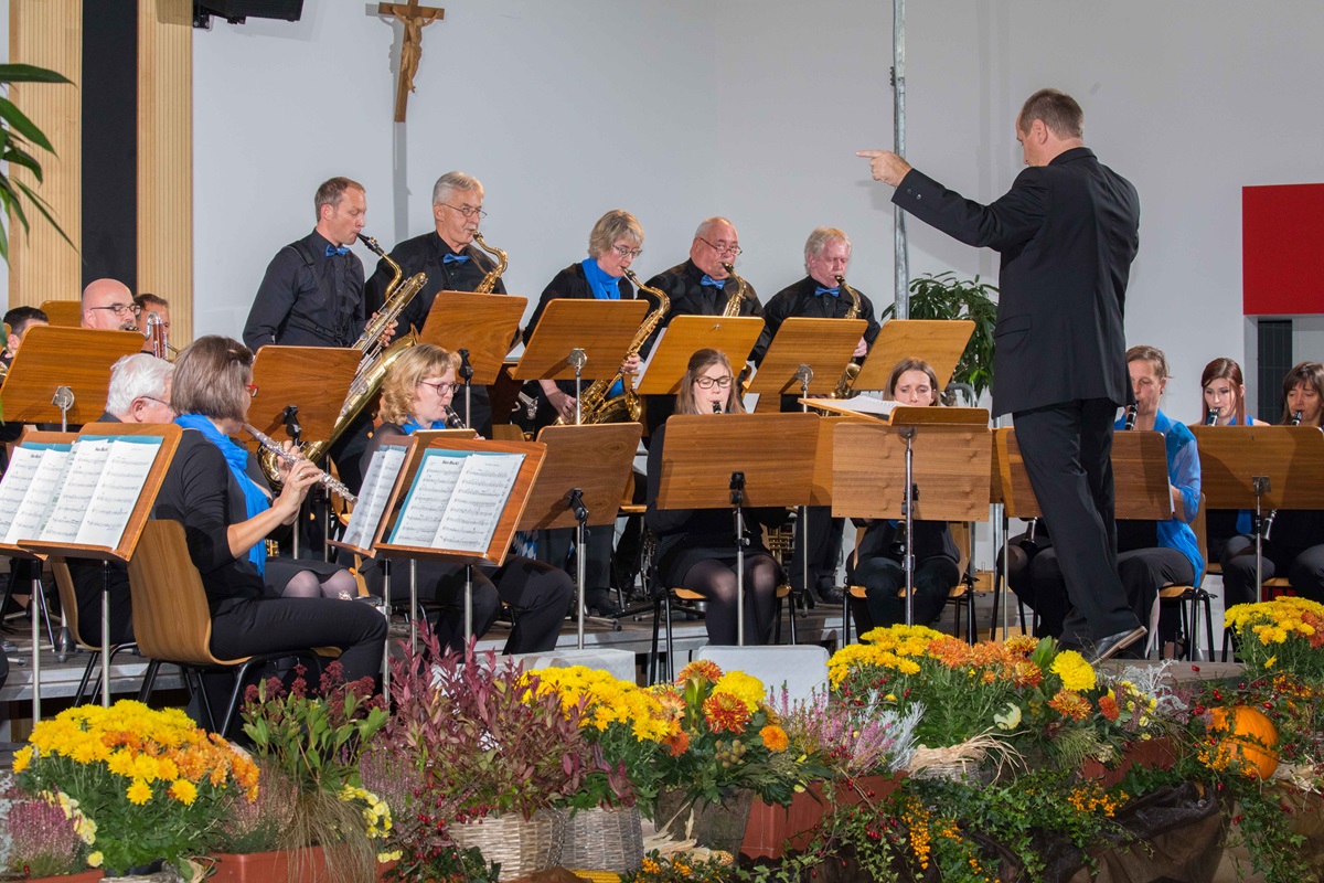 Jubiläumskonzert mit Uraufführung im Chemiepark - InfraServ Gendorf ...