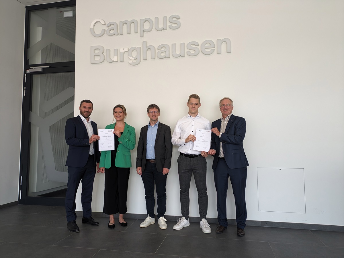 InfraServ Gendorf vergibt Dr. Langhammer-Stipendium an zwei Studenten ...
